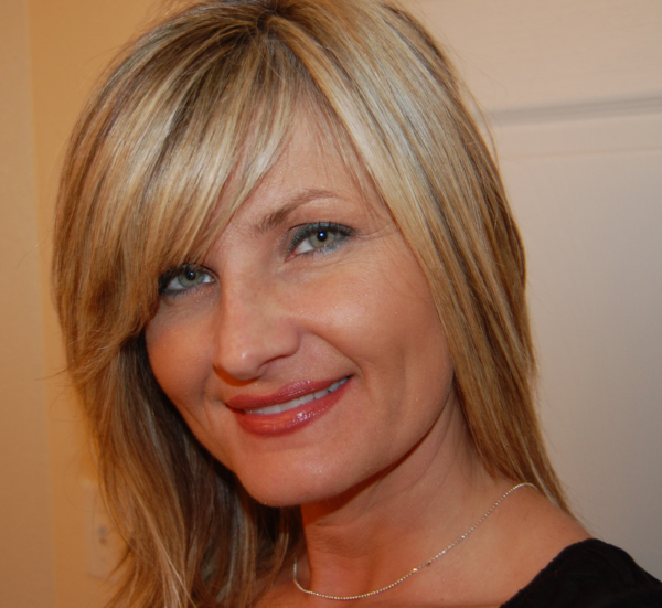 Danielle Scott - Official Website